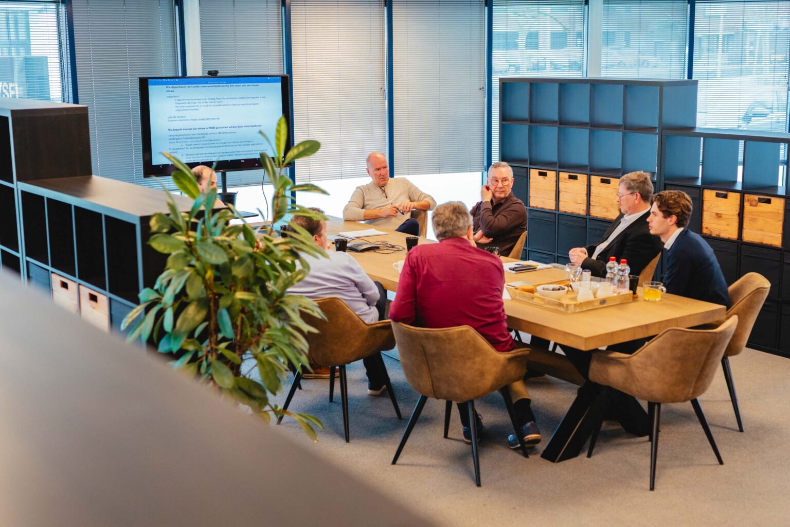 Complete Equipment Management Software - 100% Cloud | DYS